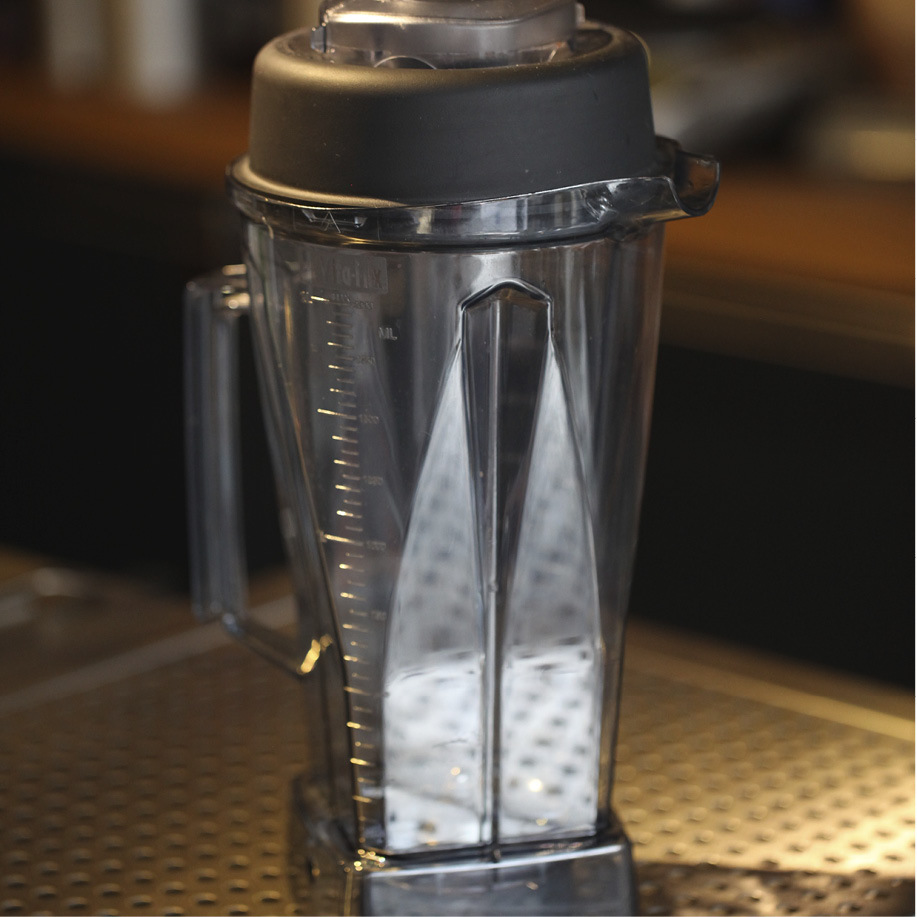 How to blend cocktails and using a blender